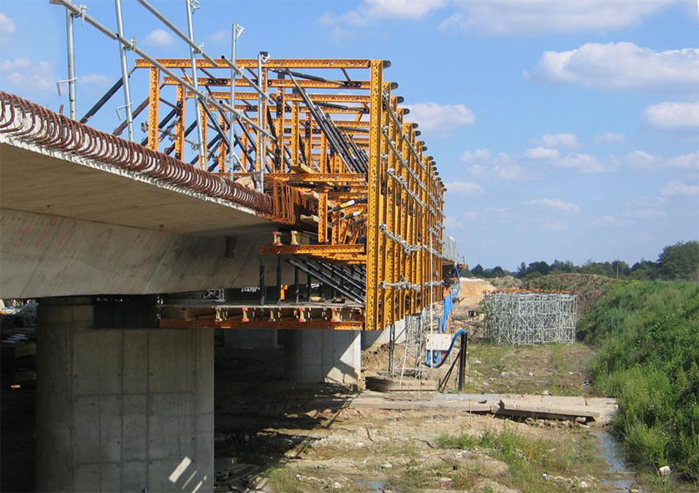 Bridge Parapet Wall Bridge Barriers And Parapets